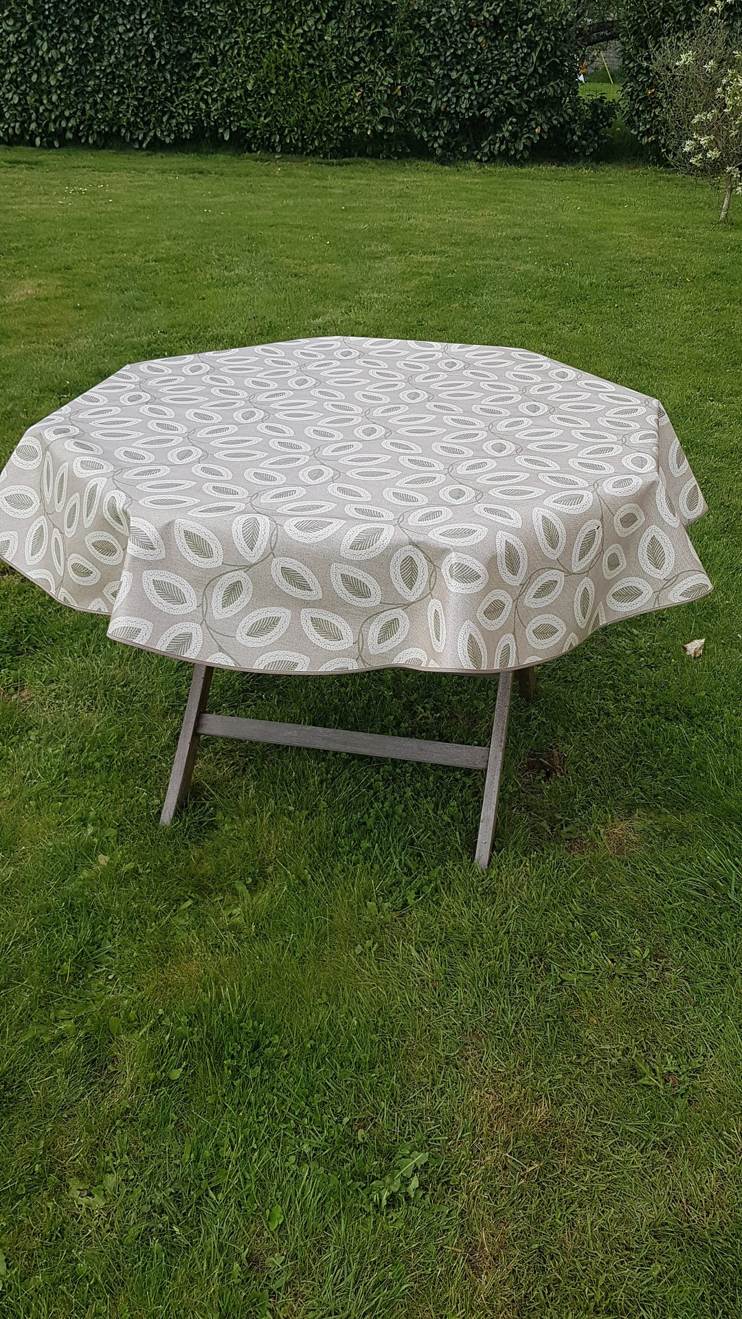 Round Oilcloth 155cm Wide Beige With Green Leaves. - Etsy