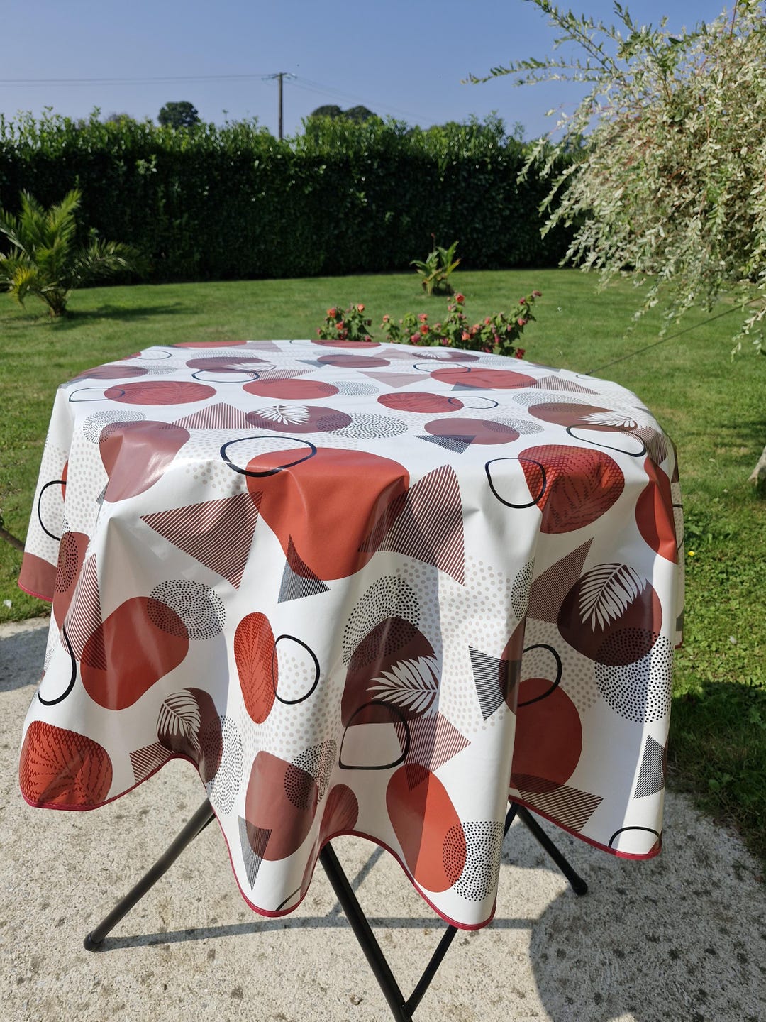 Modern Red and White Round Oilcloth 155cm Wide. - Etsy
