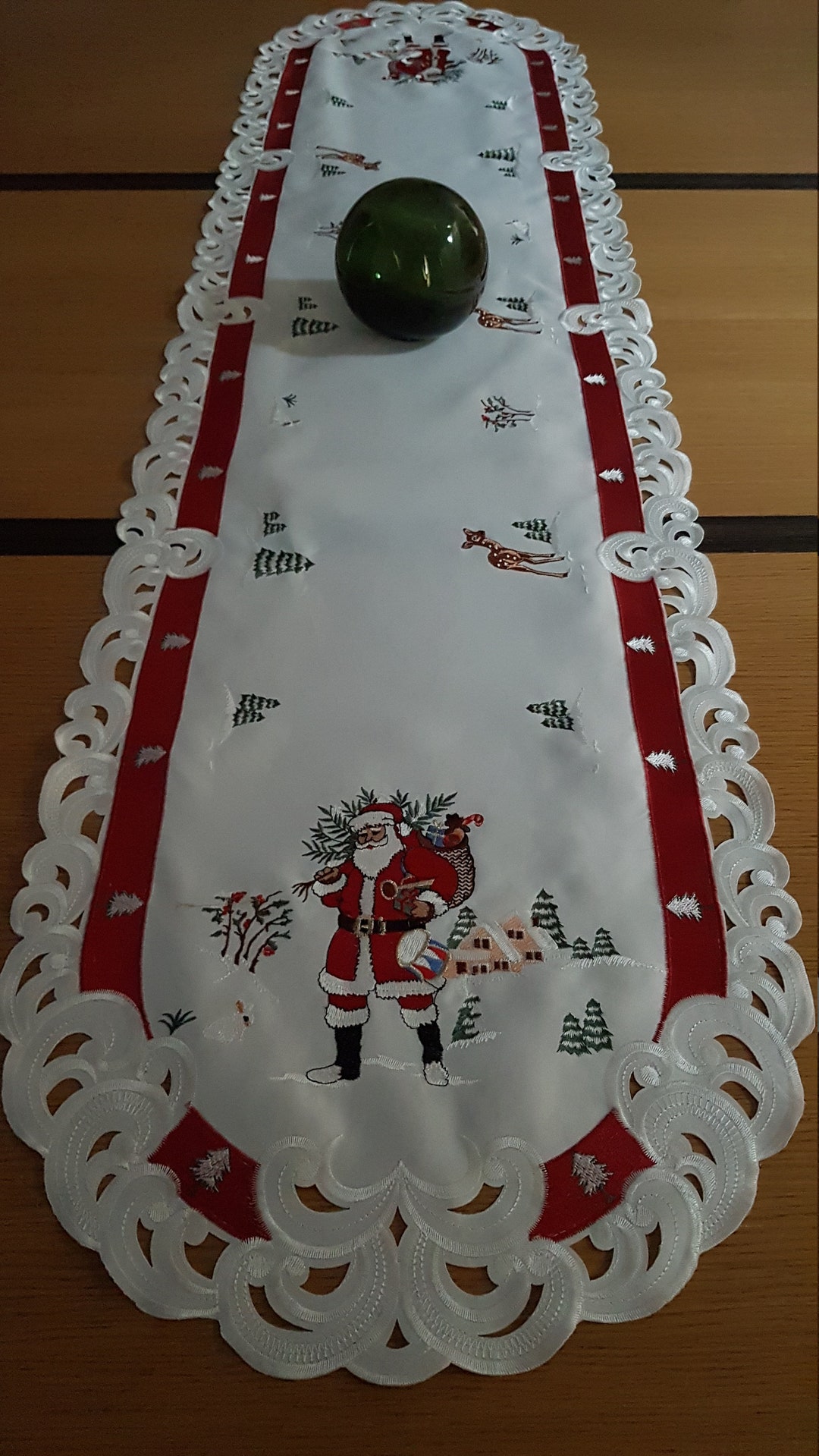 White Christmas Table Runner 1.60m X 0.40m. - Etsy