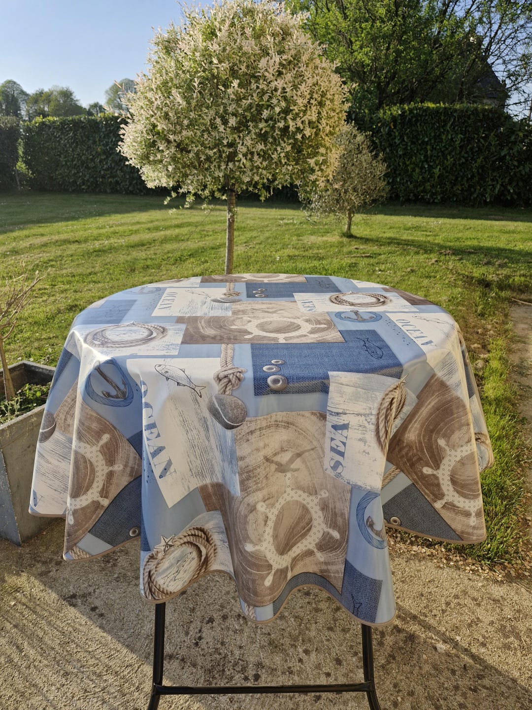 Round Oilcloth 155cm Wide "the Ocean". - Etsy