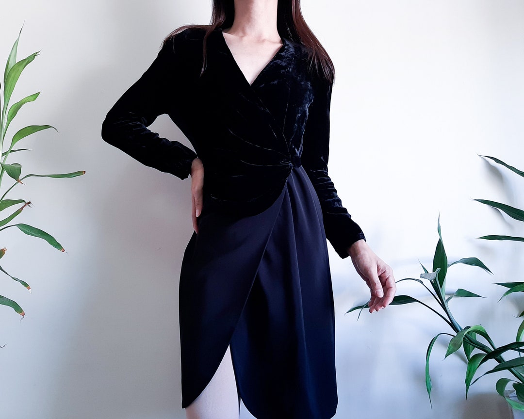 DONNAERRE Vintage Black Velvet Dress Made in Italy Velvet Top Wrap ...