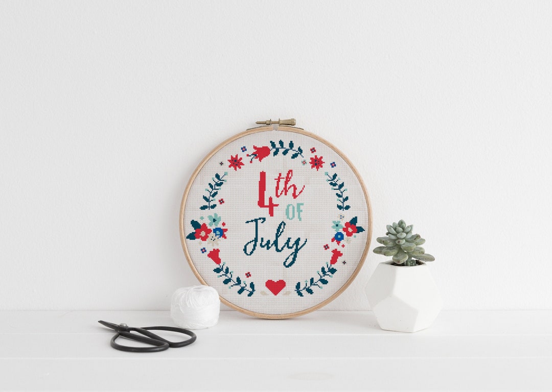 4th of July Wreath Cross Stitch Pattern: Patriotic Floral Design (PDF ...