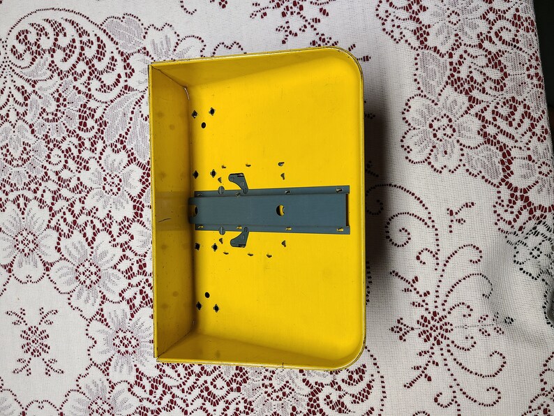 Vintage UNIQUE Tin Litho Toy Dial Typewriter dependable Uneek Artie ...