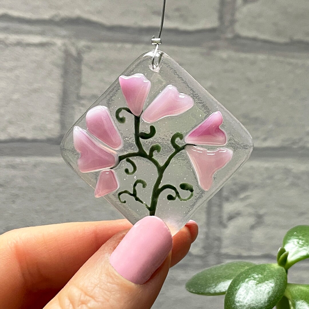Fused Glass Sweet Pea Keepsake, Handmade Glass Artwork, Window Hanging ...