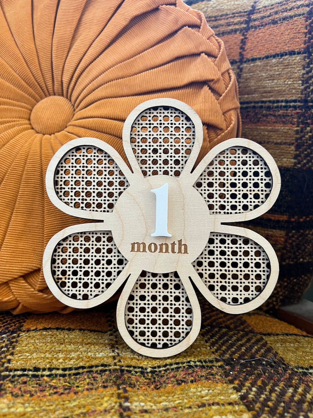 Rattan Monthly Milestone Daisy Flower Baby Newborn Photo Prop Sign - Etsy
