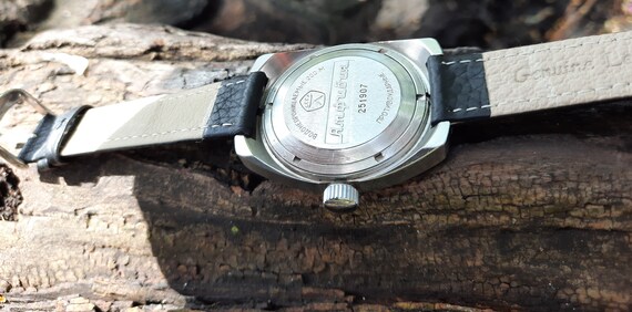 Soviet diving watches "WOSTOK" Amphibia, Military wat… - Gem