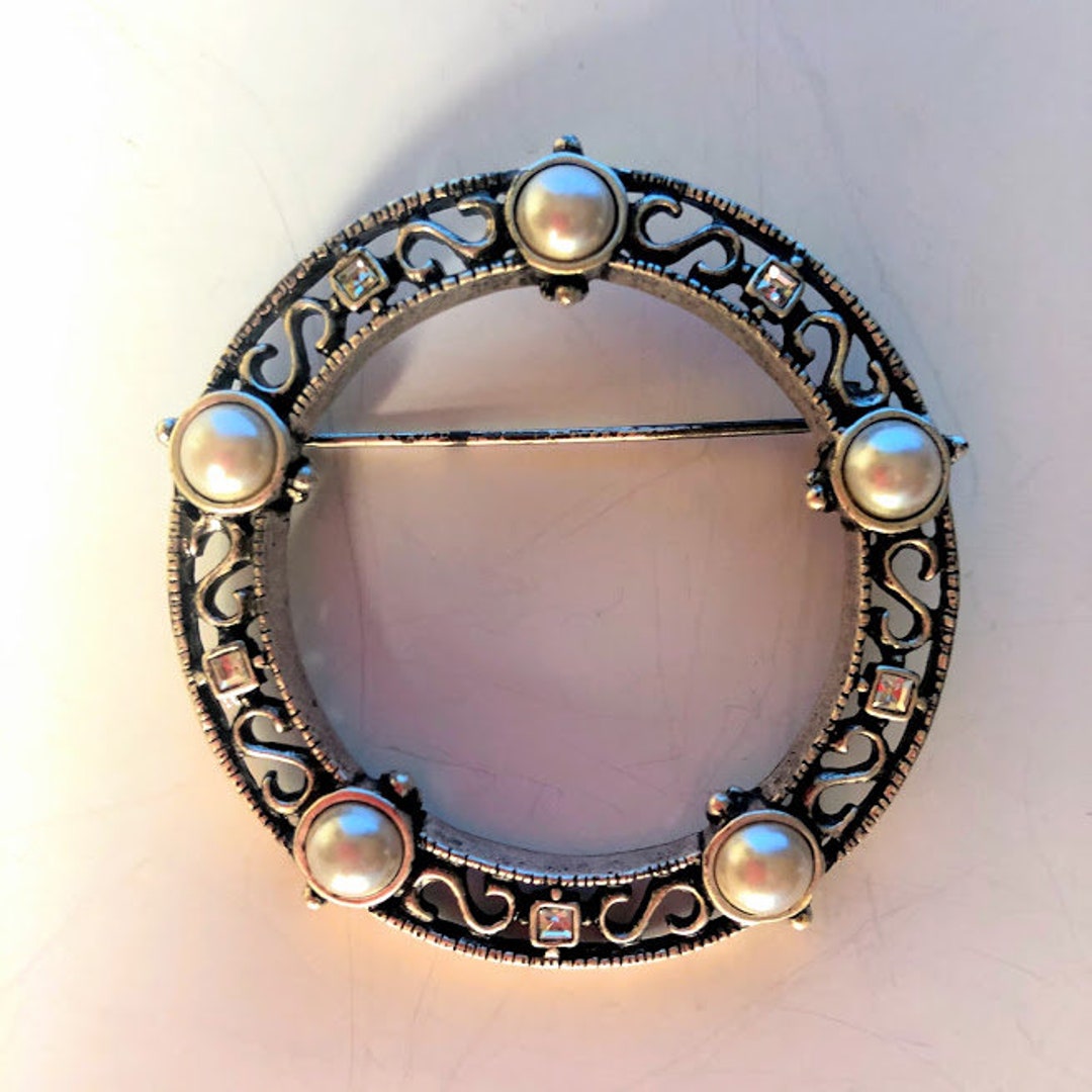 Anne Klein Brooch With Pearl. - Etsy