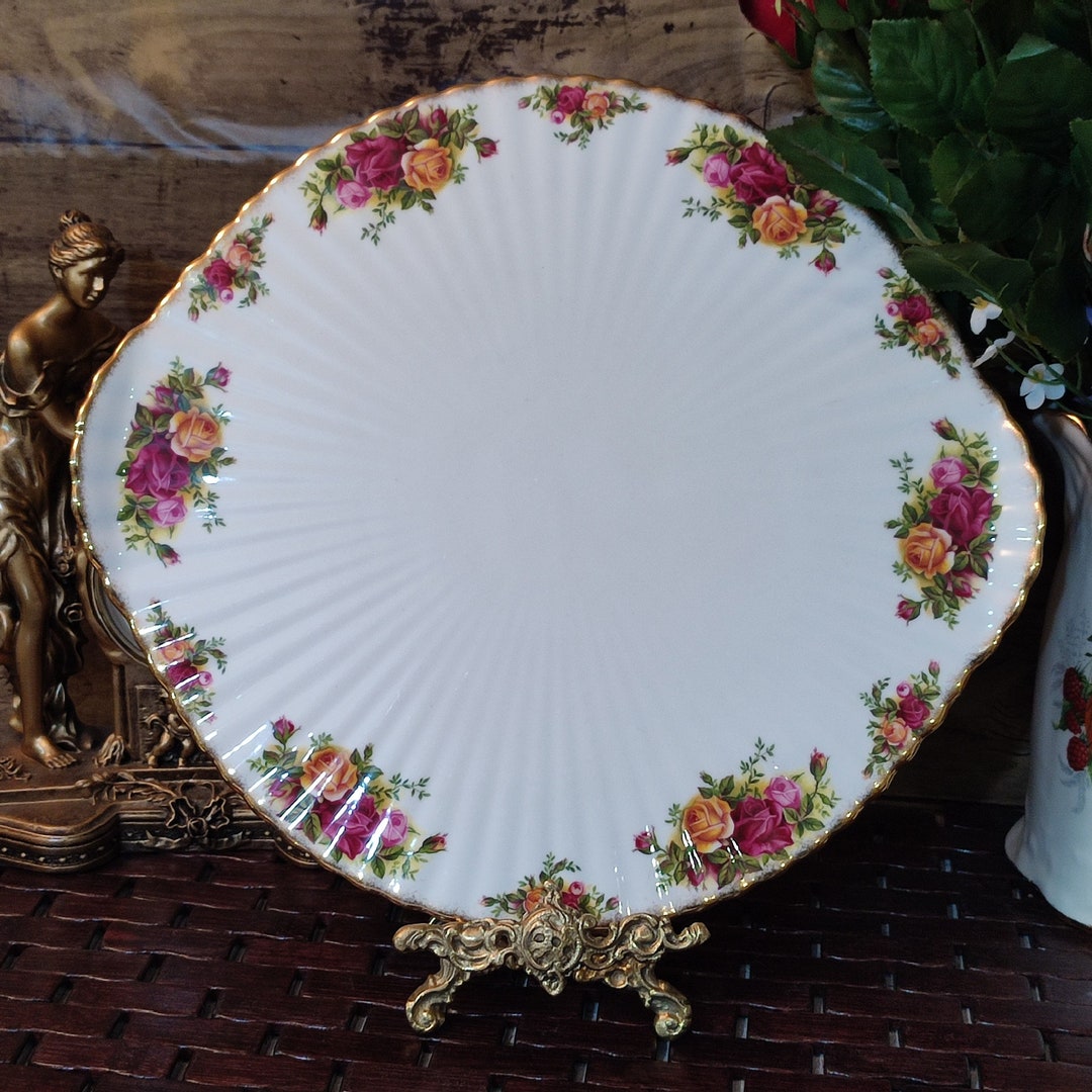 Vintage Royal Albert Old Country Roses Footed gateau Plate - Etsy