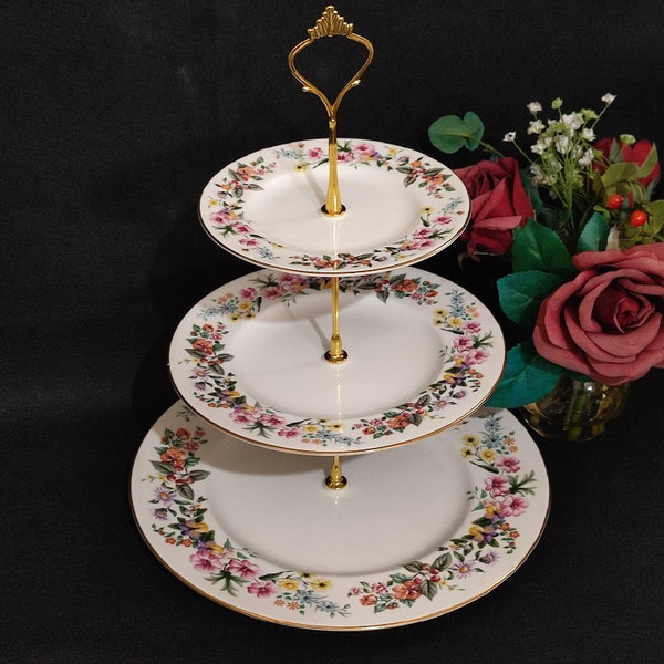 China Cake Stand - Etsy