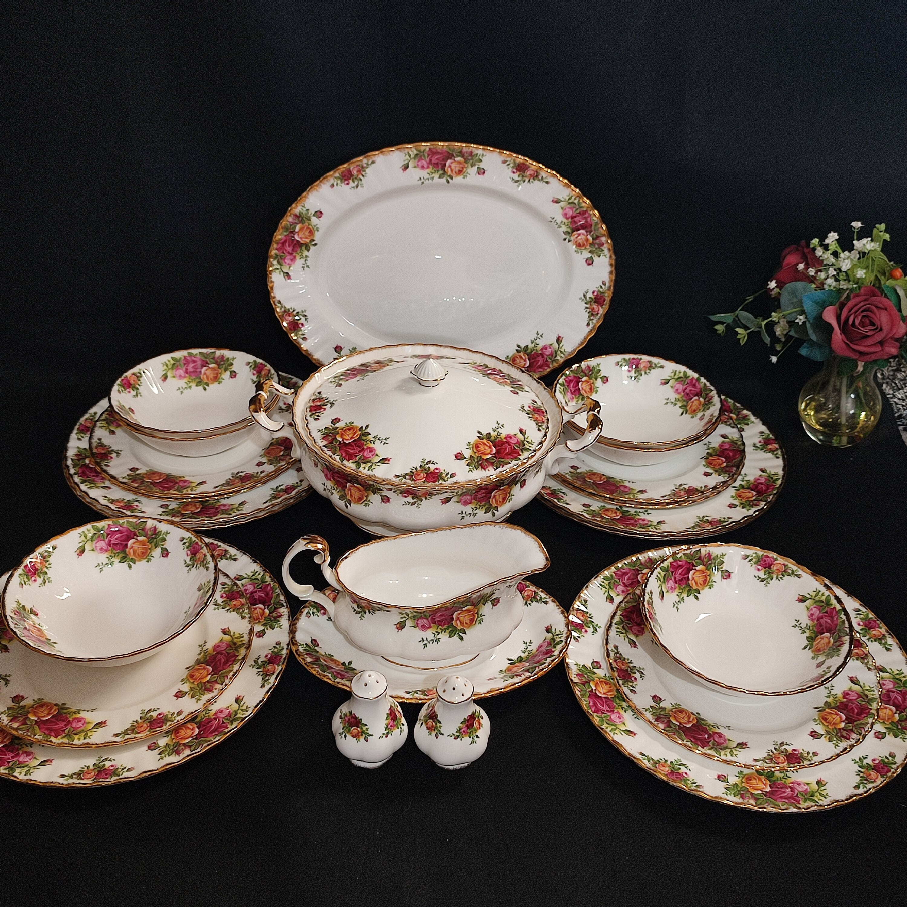 Vintage Royal Albert Old Country Roses Dinner Set 24 Pieces Fine Bone ...