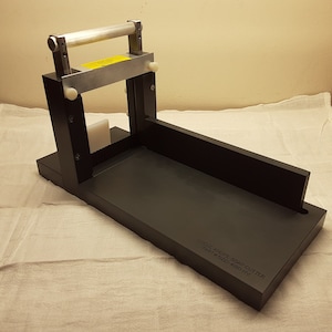 Uncle Andy's Soap Cutter - WIDE HEAVY DUTY- Wavy and Straight Blade ...