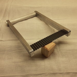 Uncle Andy's Soap Cutter - WIDE HEAVY DUTY- Wavy Blade (crinkle Cut ...