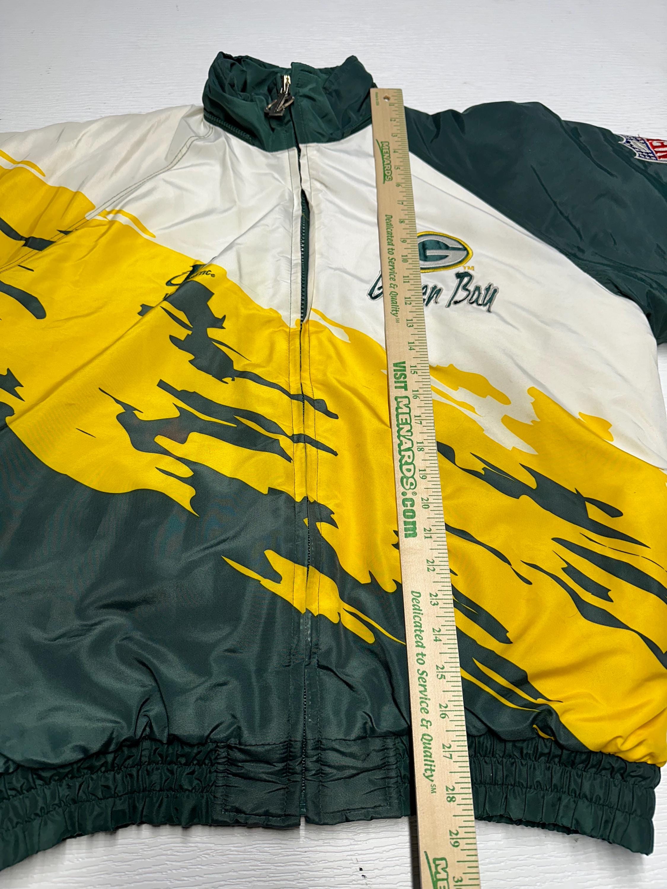 Vintage 90s Logo Athletic Splash Green Bay Packers Puffer Vintage 90s Logo Athletic Splash Green Bay Packers Puffer