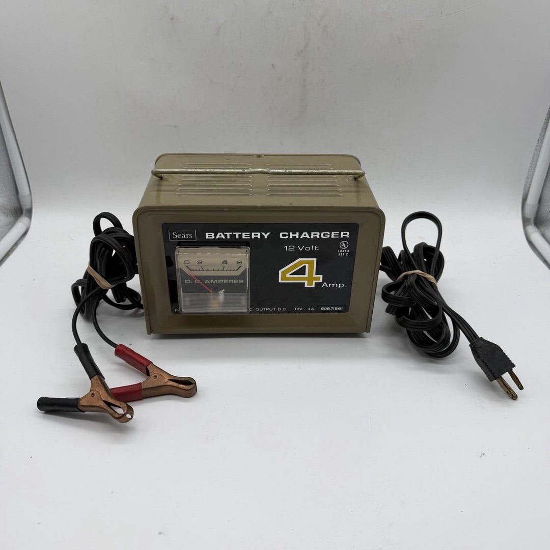 Sears 4 Amp Battery Charger Solid State for 12 Volt Batteries 608.71561 ...