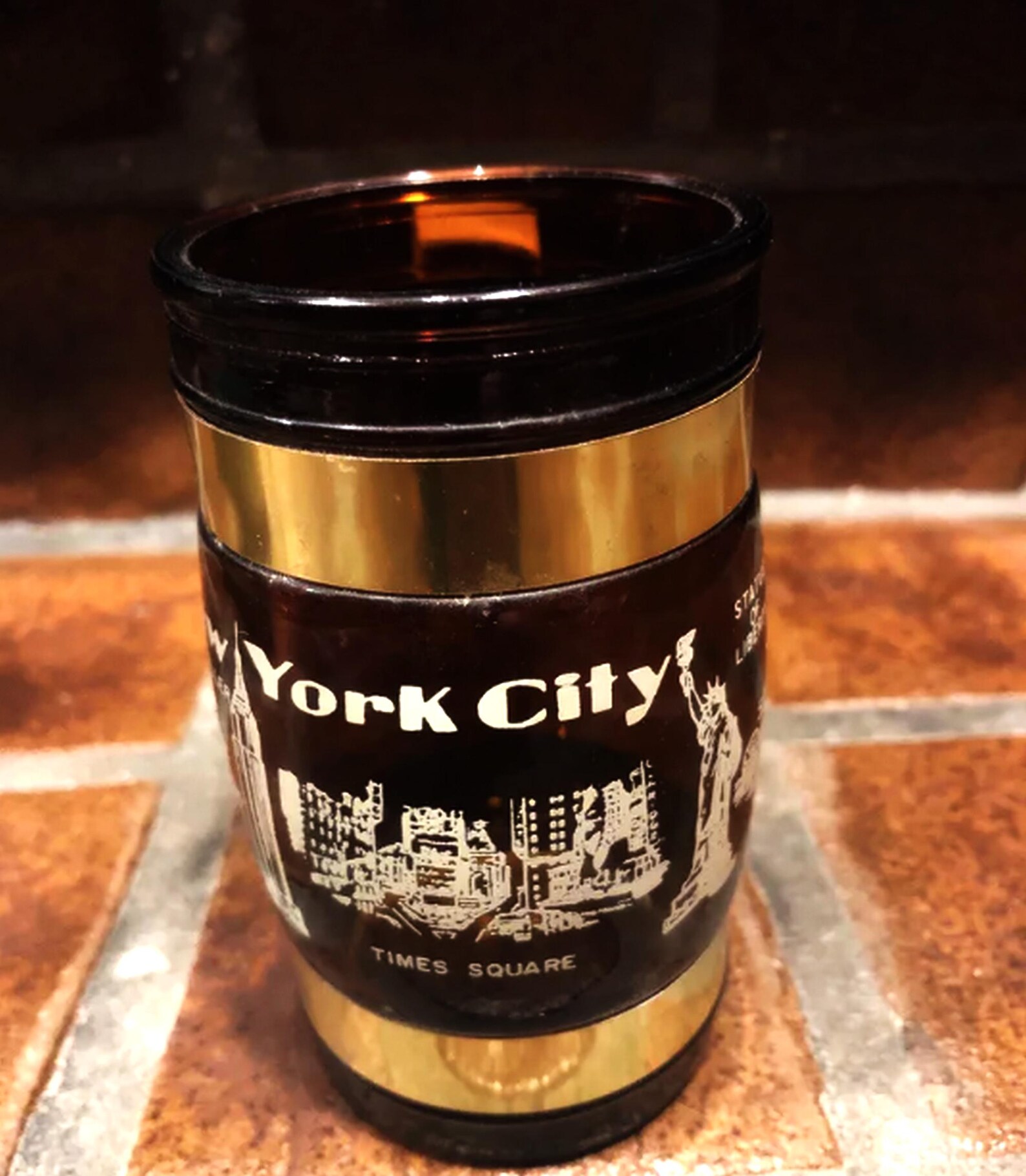 Vintage Siesta Ware Souvenir Mug Set, New York & Hershey Park, Brown ...