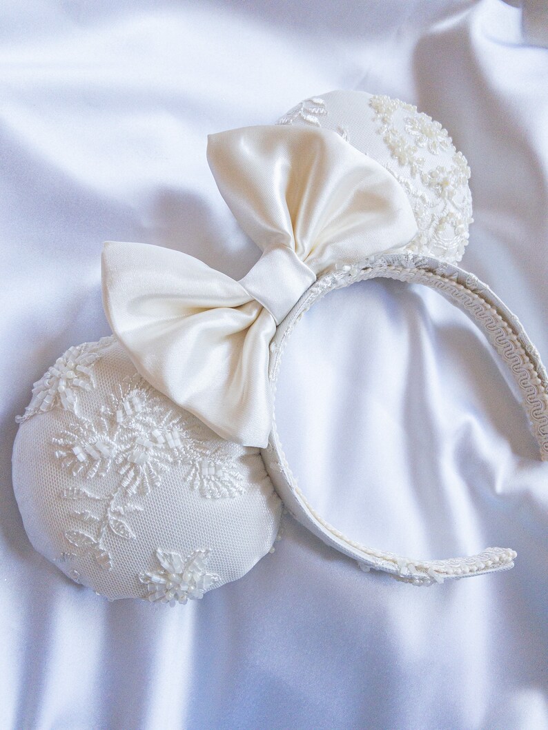 Bridal Beaded Floral Minnie Ears Ivory Wedding Minnie Ears - Etsy