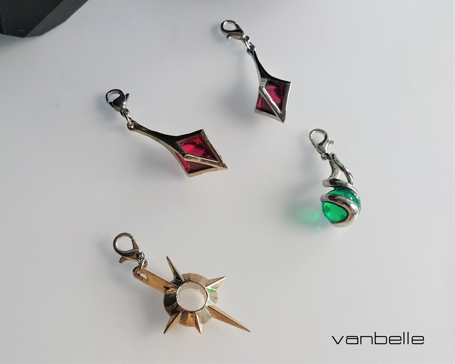 Omen Reaver Buddy , Handmade/ Fan Made Valorant Inspired - Etsy Canada
