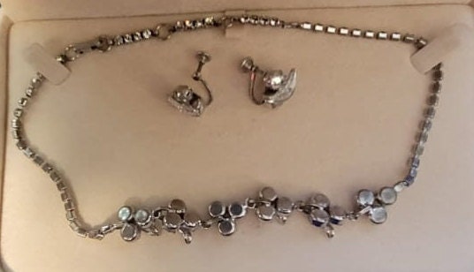 Vintage Jay Flex/jay Kel Sterling White Rhinestone Necklace and ...