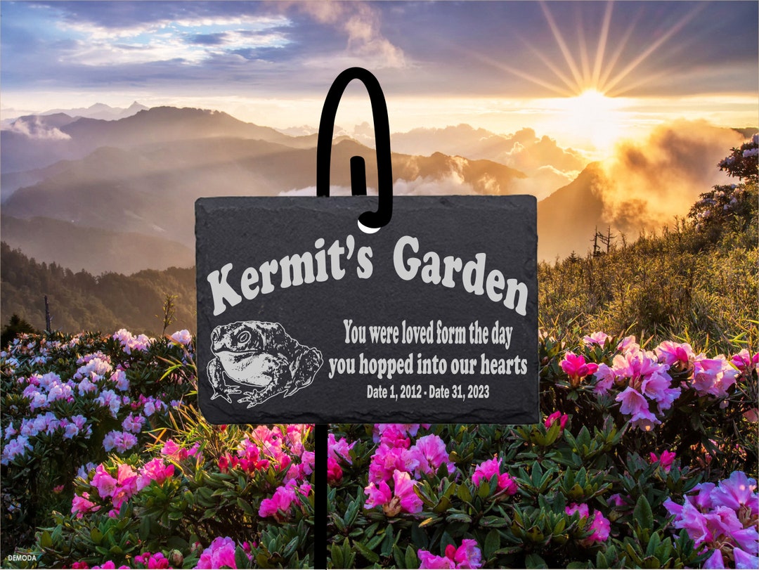 Toad Frog Memorial Sign Marker SLATE Curved Text With - Etsy