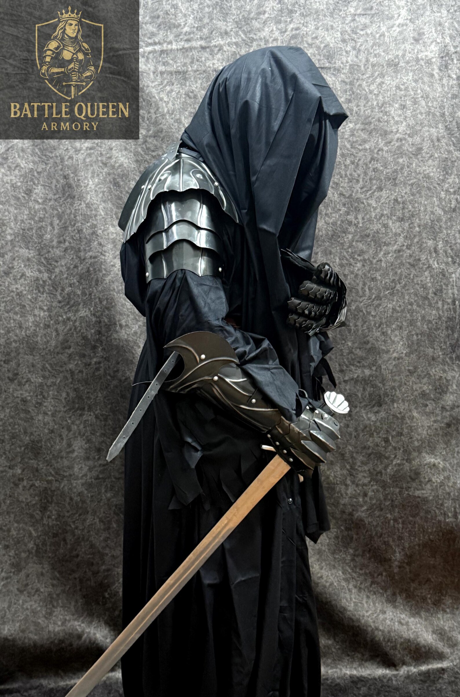 Nazgûl Ringwraith Costume: Dark Rider Robes, Gauntlets & Cloak - Etsy