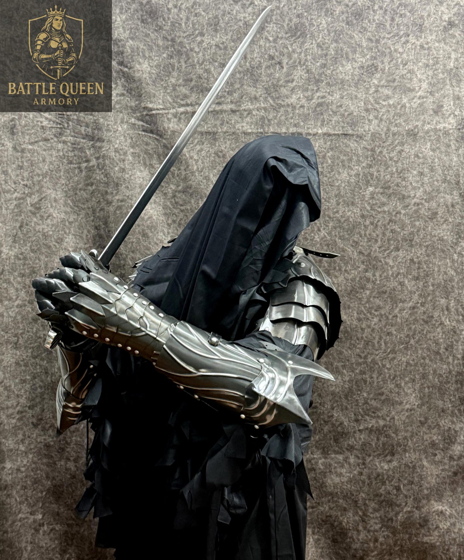 Nazgûl Ringwraith Costume: Dark Rider Robes, Gauntlets & Cloak - Etsy
