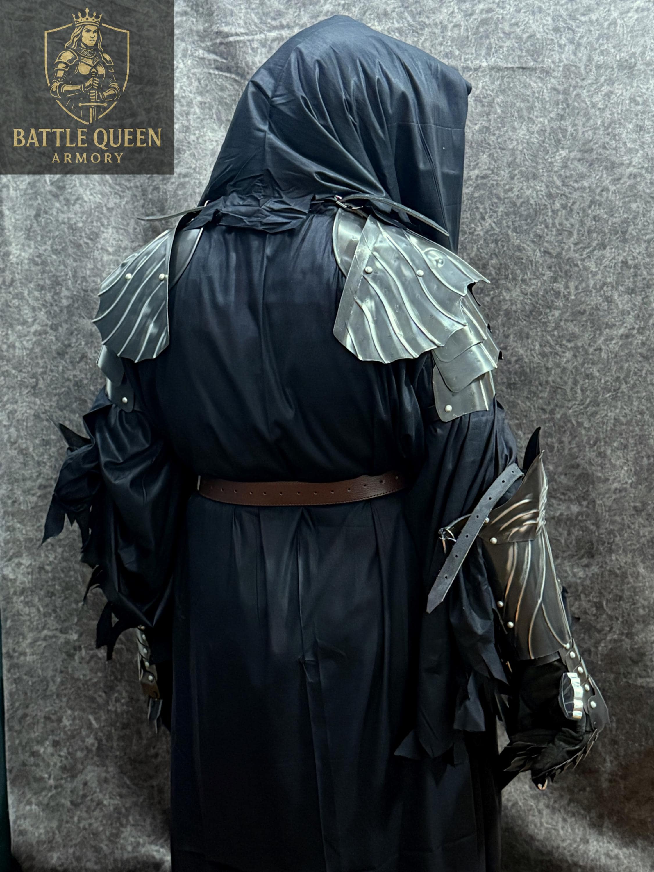 Nazgûl Ringwraith Costume: Dark Rider Robes, Gauntlets & Cloak - Etsy