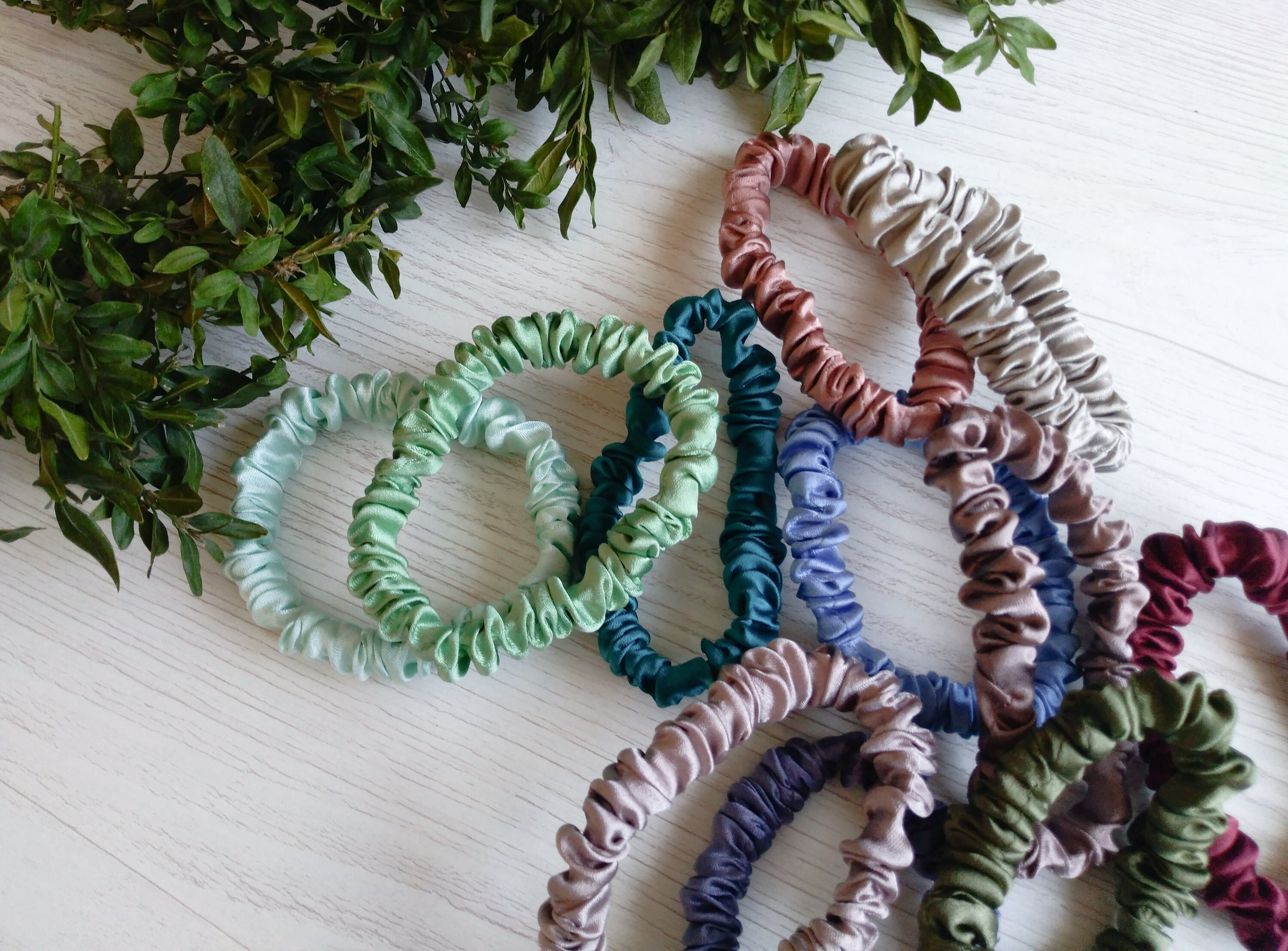 MANY COLORS Mulberry Silk Small Scrunchy Real 100% Silk Satin - Etsy