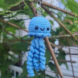 Jellyfish Keychain / Kawaii Keychain / Amigurumi Crochet Jellyfish ...