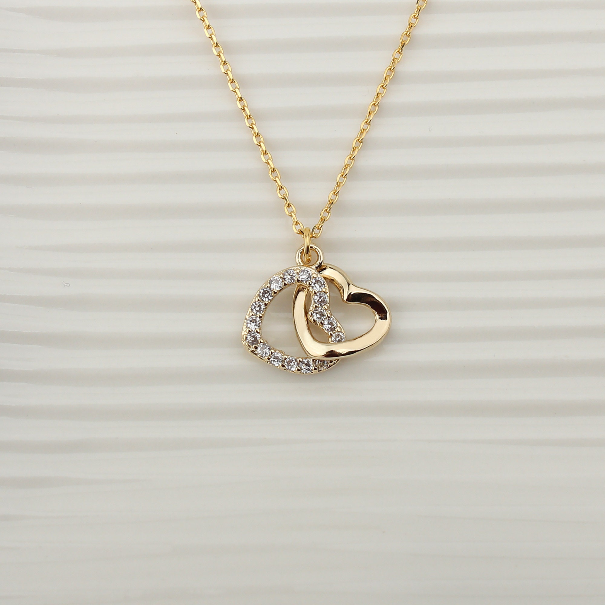 Collar de corazón doble delicado collar colgante de corazón | Etsy