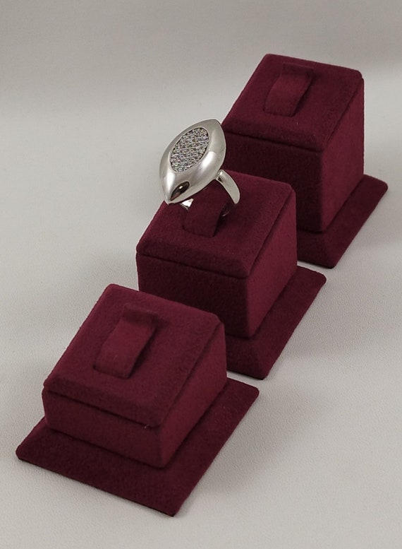 Jewelry Store Ring Display