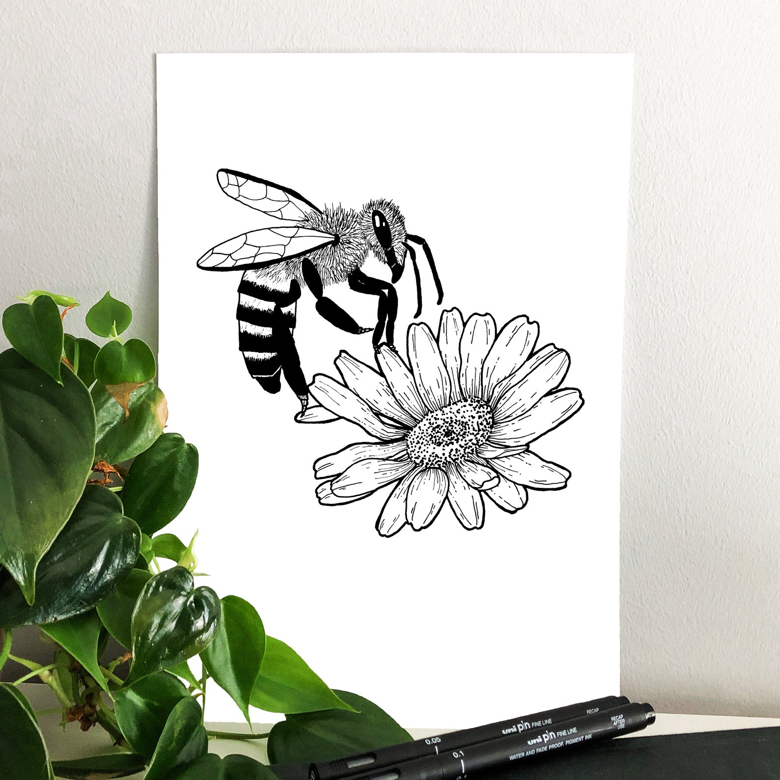 Daisy + Bee Art Print | Fine Line Floral Art - Etsy