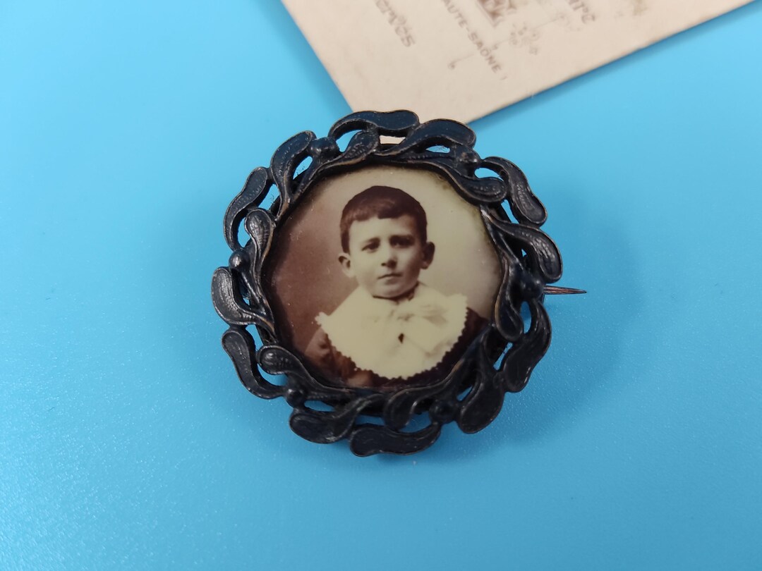 Antique Mourning Memory Brooch Photo Frame ART DECO Enamel Black France ...