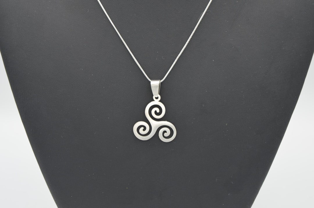 Triskelion Symbol Trinity Triskele Necklace - Stainless Steel - Silver ...