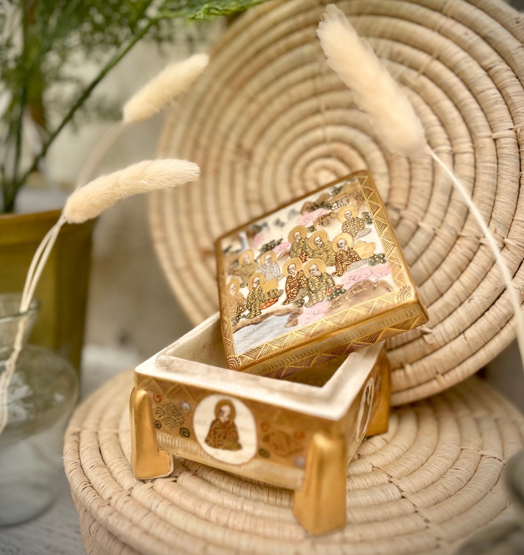 Exquisite Meiji Period Japanese Satsuma Footed Lidded Trinket Box - Etsy