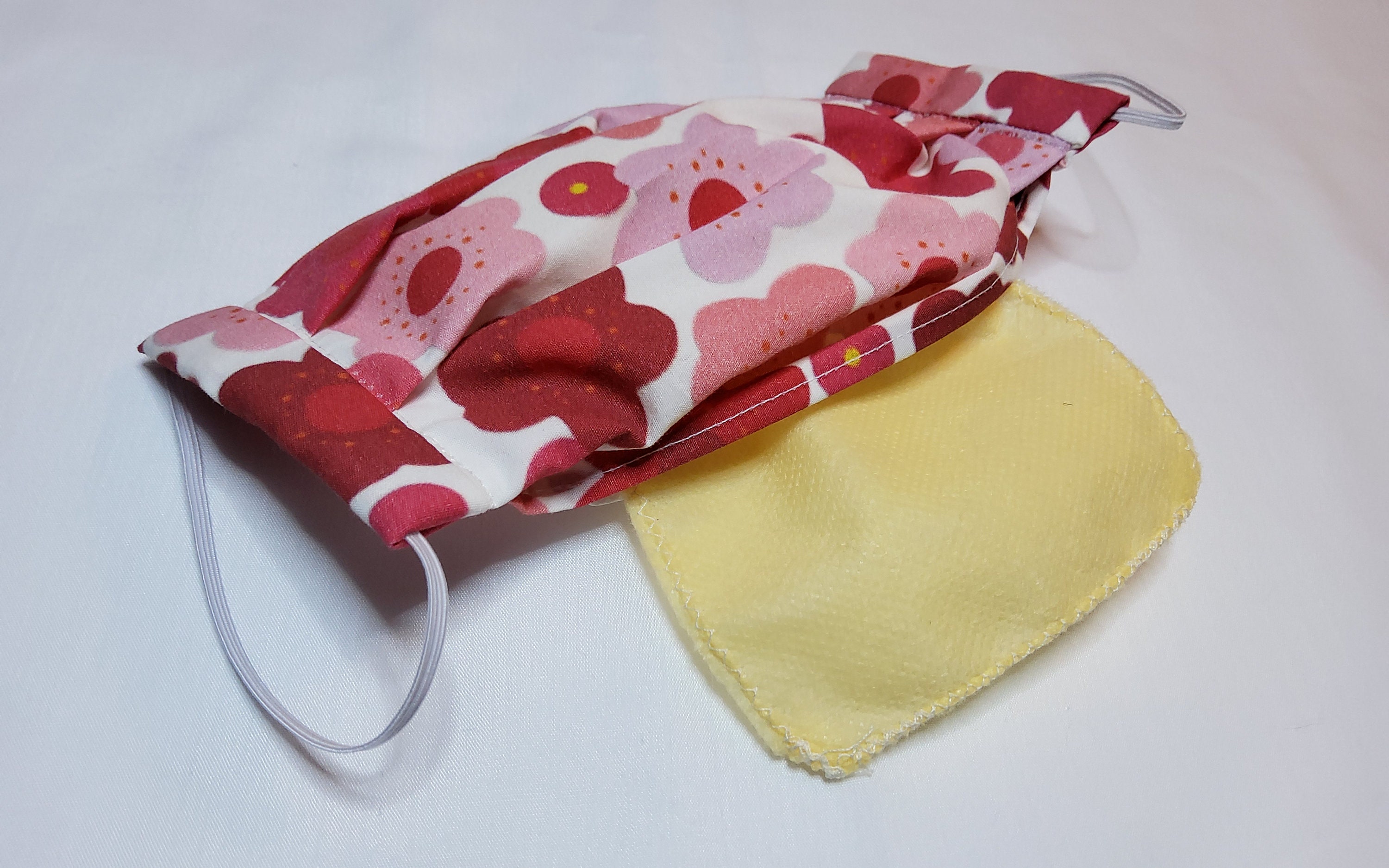 Cherry Blossom Mask Pleated | Sakura Flower Face Mask | Nose Wire ...