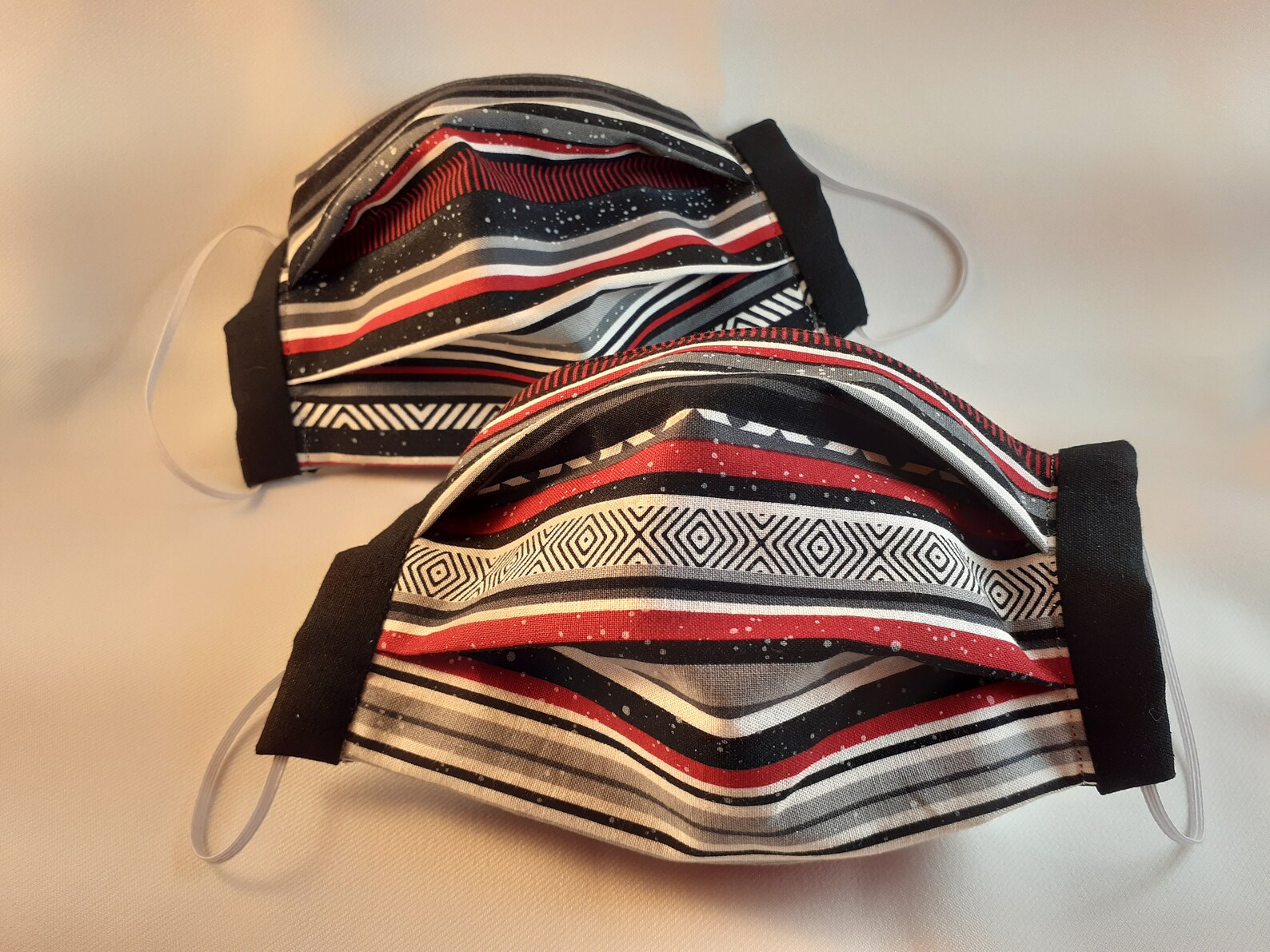 Christmas Winter Mask | Xmas Stocking Stuffer | Washable Nose Wire ...