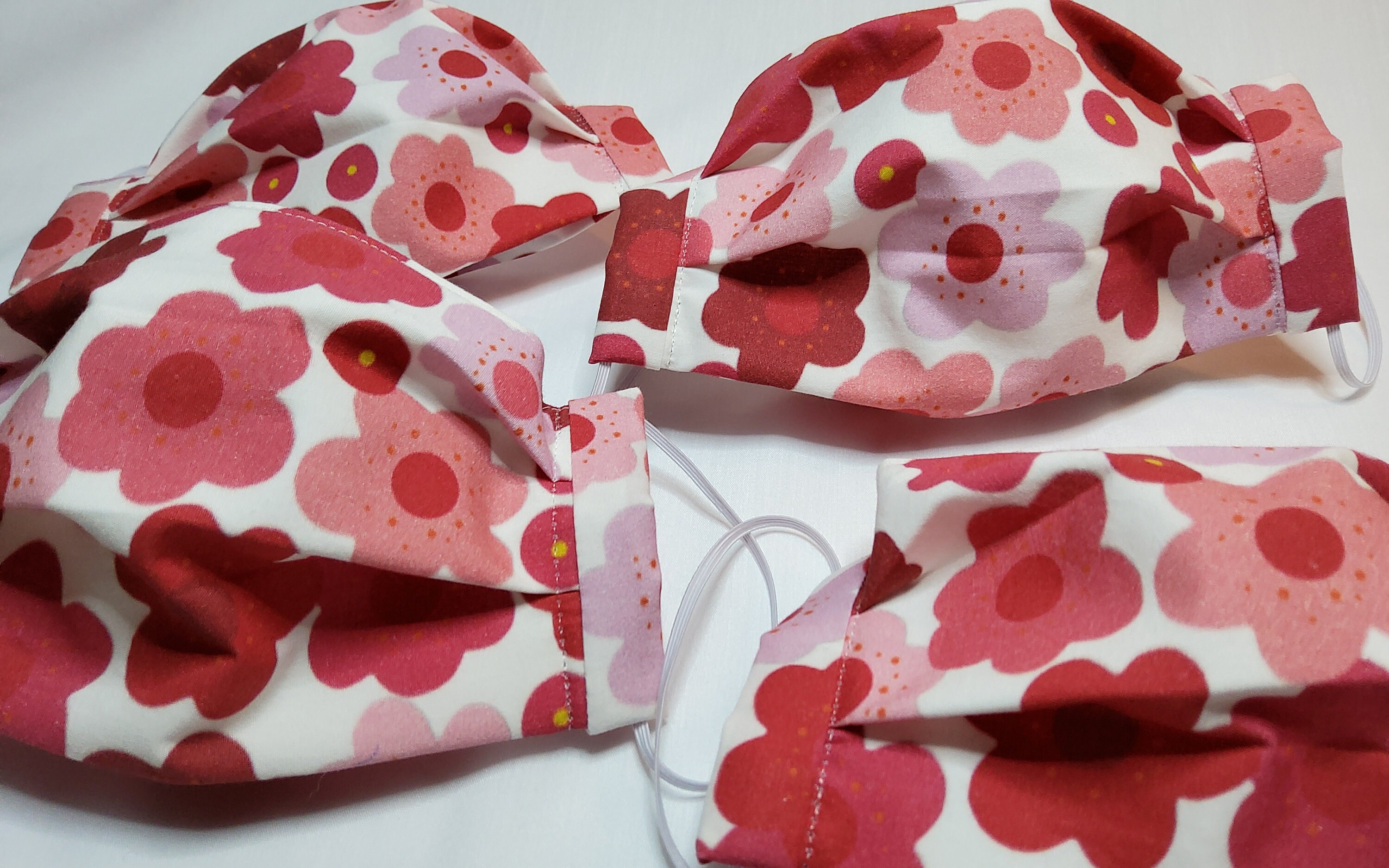 Cherry Blossom Mask Pleated | Sakura Flower Face Mask | Nose Wire ...