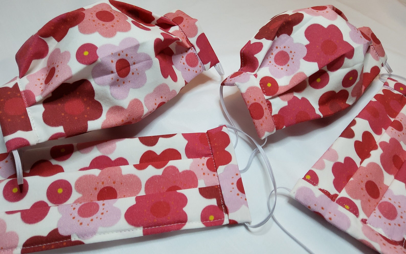 Cherry Blossom Mask Pleated | Sakura Flower Face Mask | Nose Wire ...
