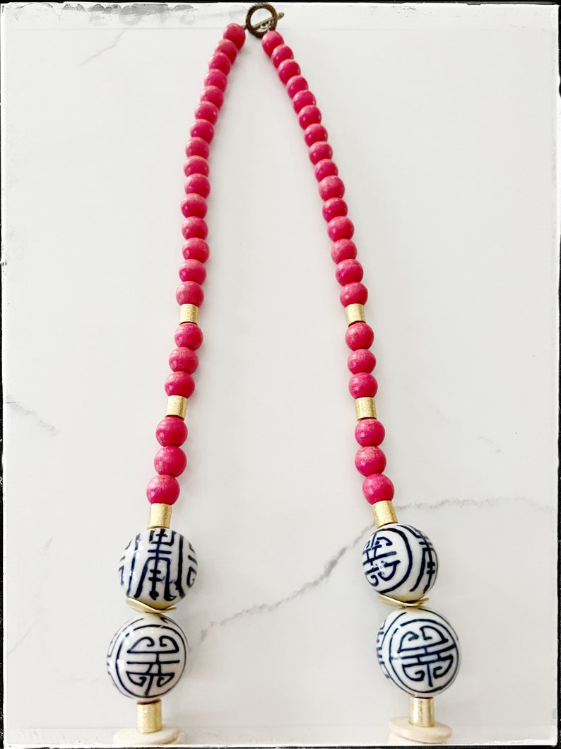 Handpainted Chinoiserie Ceramic Glass Bead / Red Wood Bead / - Etsy