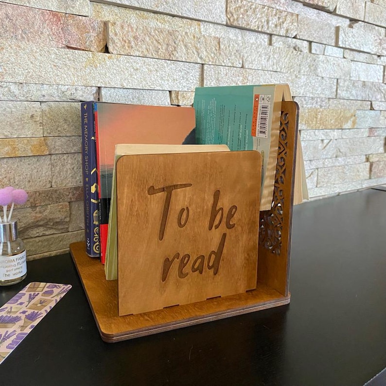 Book Nook Reading Valet, Personalized TBR Book Stand, Book Rest for ...