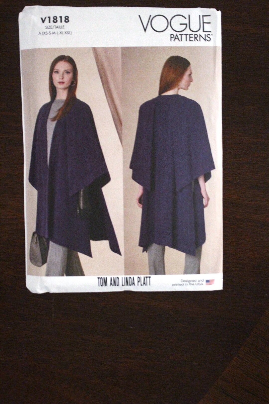 Vogue V1818 Misses' Cape, Loose-fitting Unlined Cape, Shaped Neck, Tom ...