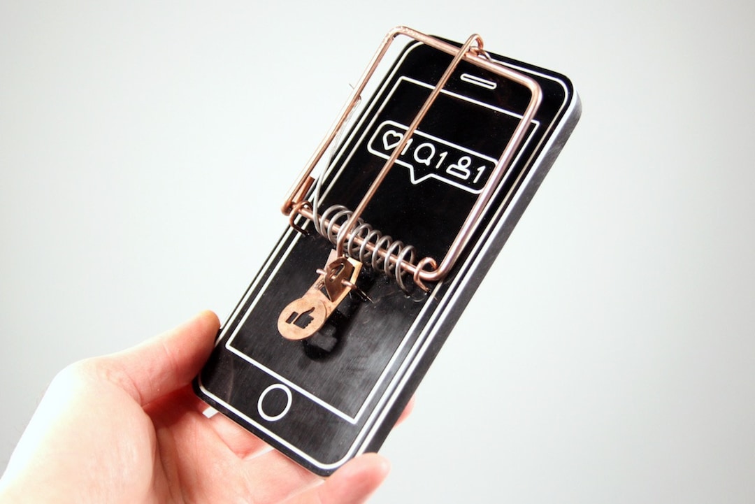 Clickbait - Interactive Mobile Phone Trap Sculpture From Nemo Gould - Etsy