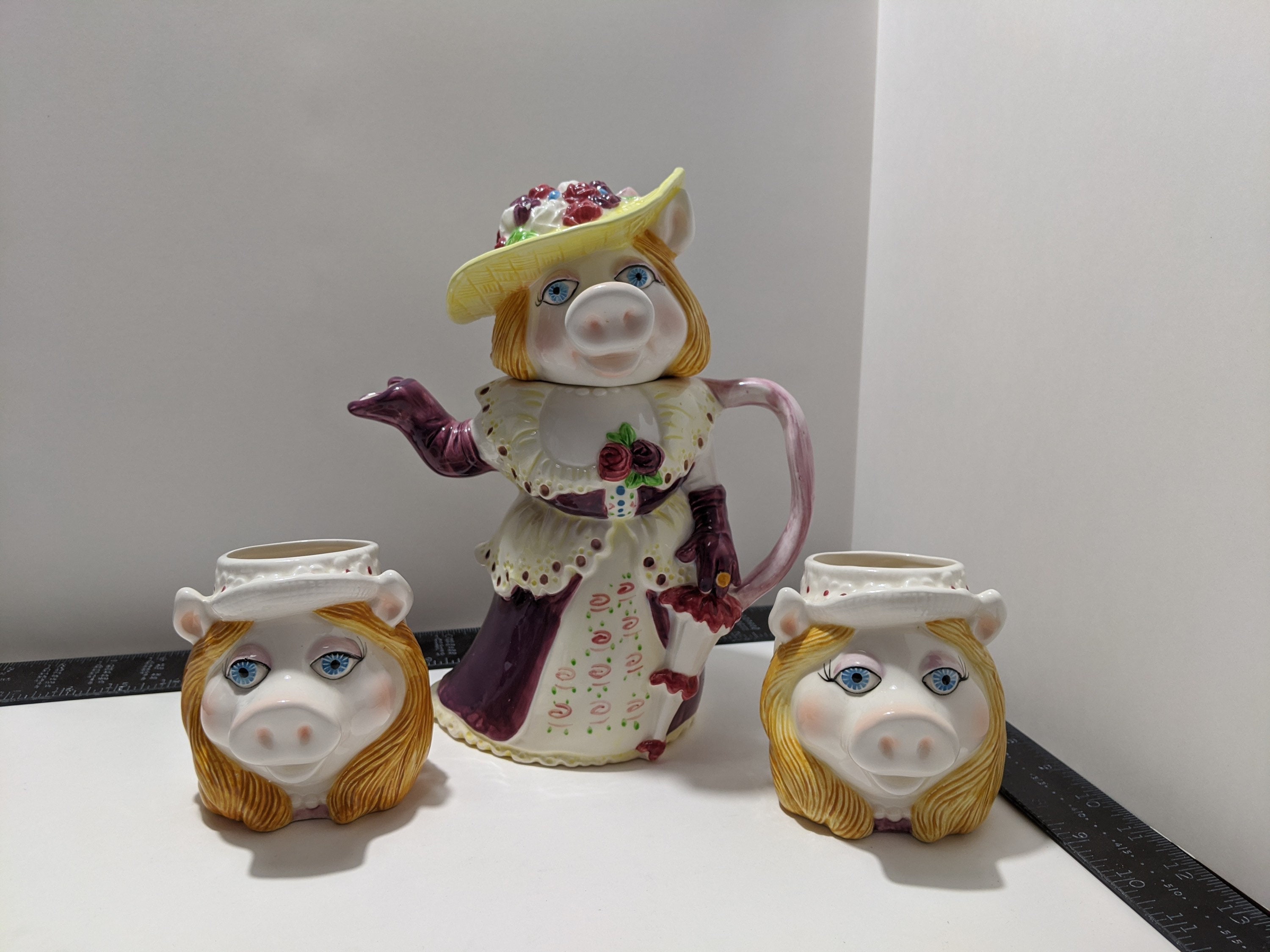 Vintage Miss Piggy Muppets Teapot and Two Miss Piggy Cups - Etsy