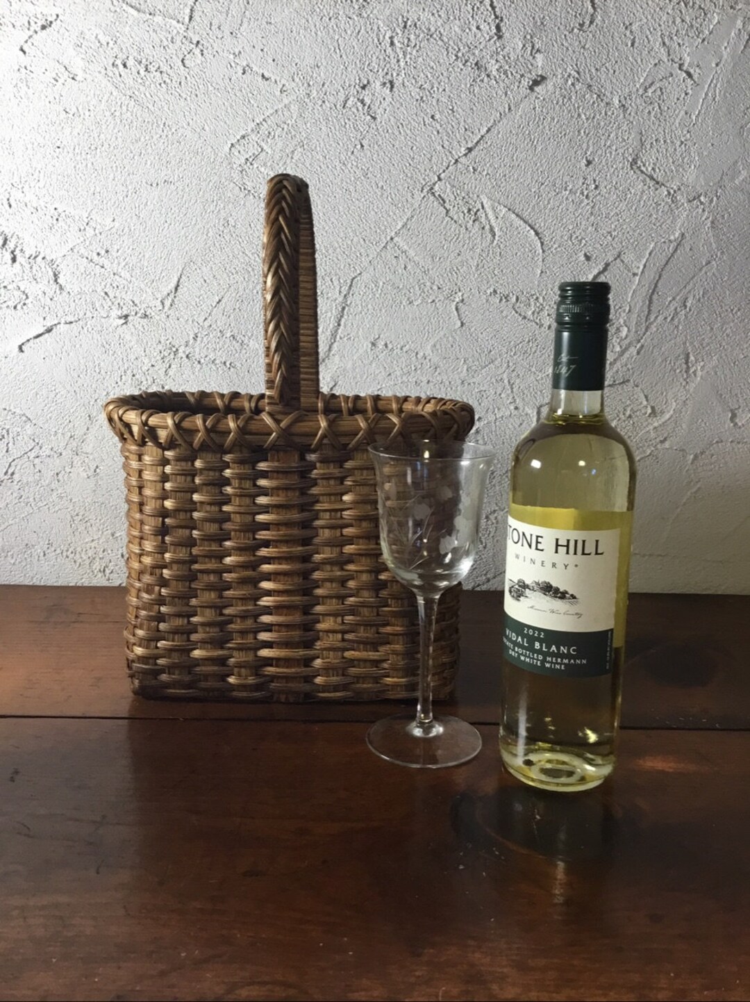 Handwoven Baskets, Two Bottle Wine Basket Carrier With Woven Handle - Etsy