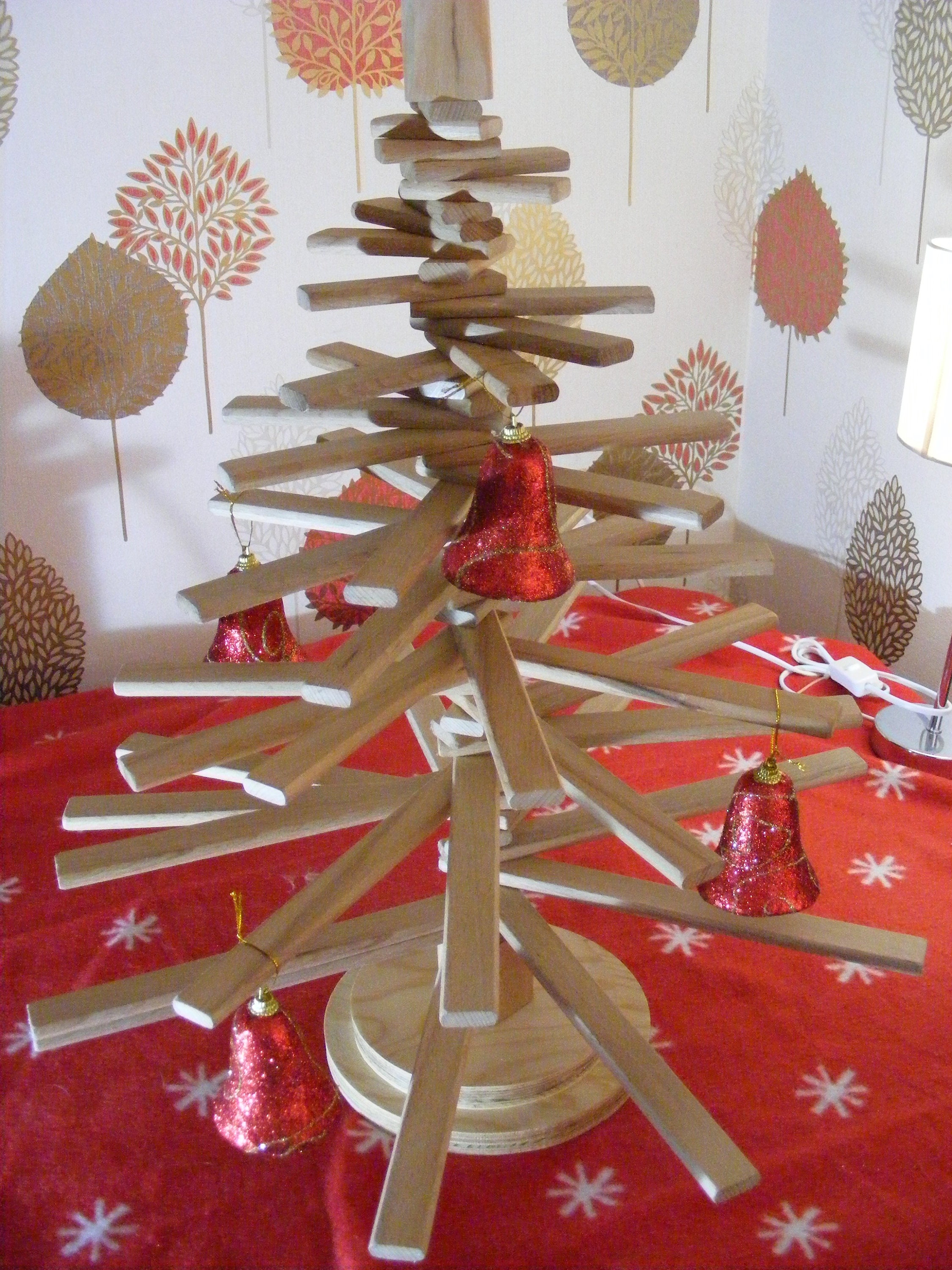 Wooden Christmas Tree, Evertree 63cm, Flat Wood Tree, Spiral Tree ...