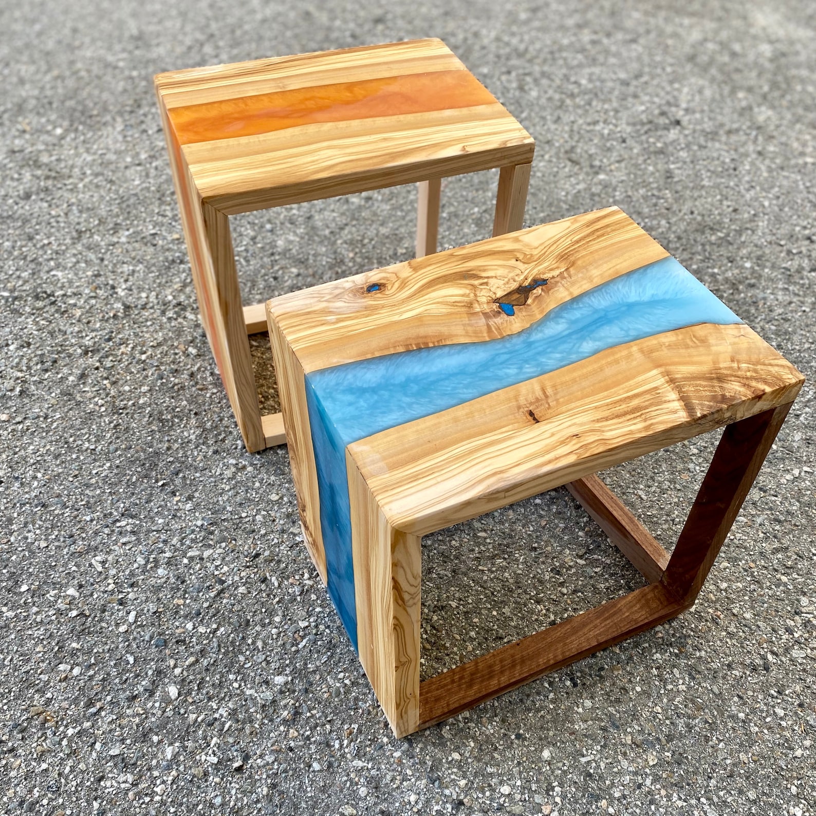 Live Edge Waterfall End Table - Etsy