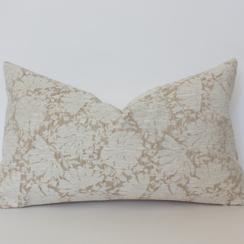 Light Cushion Lumbar - Etsy