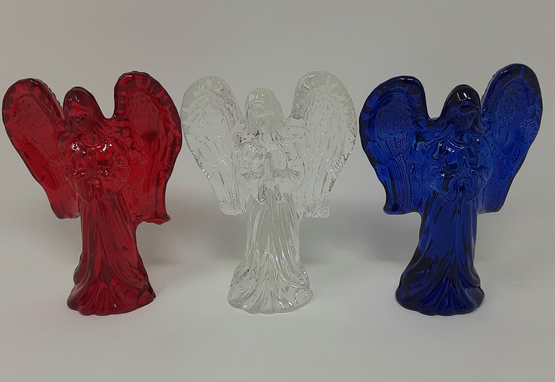 Home Decoration Present Elegant Angel Figurines Gift Mom House Gift ...