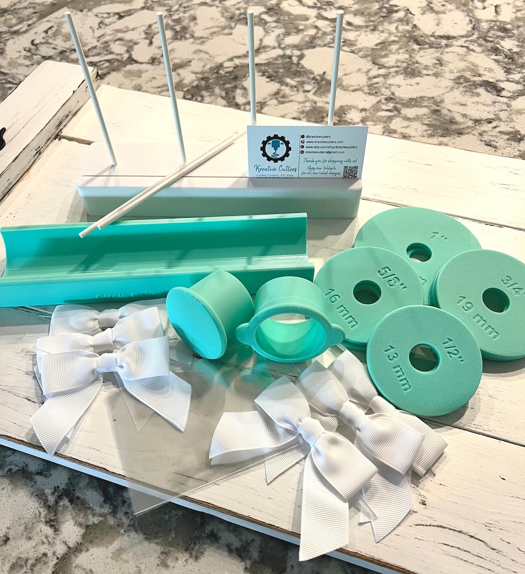 Cake Pop Starter Kit | Includes: Deluxe Circle Cake Pop Cutter/popper ...