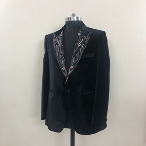 Hand Embroidered Fancy Tuxedo Suit for Men | Wedding Wear Tuxedo Suit ...